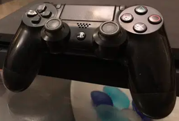 PS4 Slim - 1TB Storage - Along with 10 Free Games - GameUtha.com